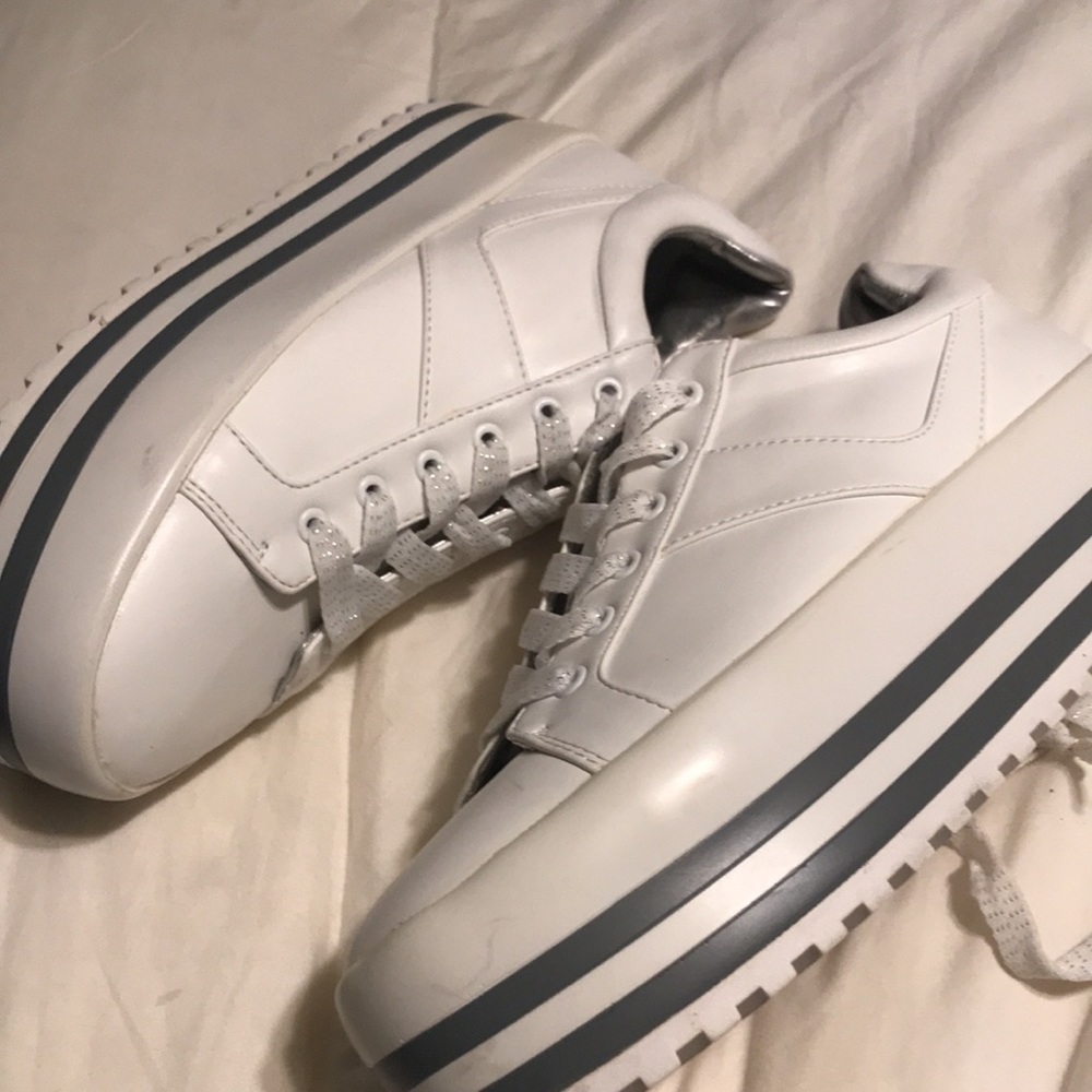 Zara Tennis Shoes - Gem